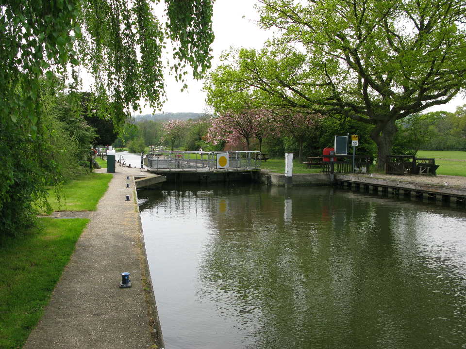 nb Ten Bob Note - diary page